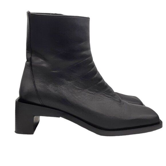 Zara | Shoes | Zara Square Toe Chunky Heel Black Leather Boots Sz 4 ...